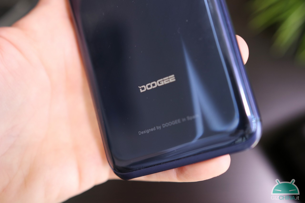 Chỉ với 3.1 triệu, có ngay smartphone RAM 4GB, pin 5.050 mAh và camera kép 13MP zoom quang 2x ...