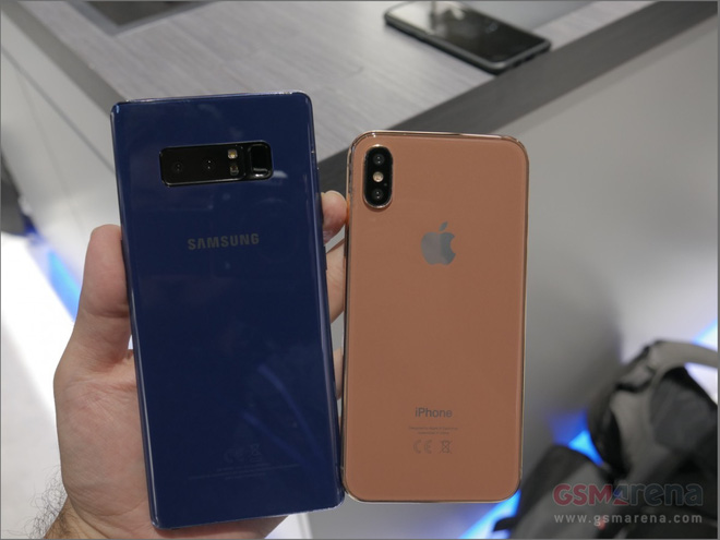 iPhone 8 và Galaxy Note 8 bất ngờ so dáng trong bộ ảnh: Hoàn toàn khác ...