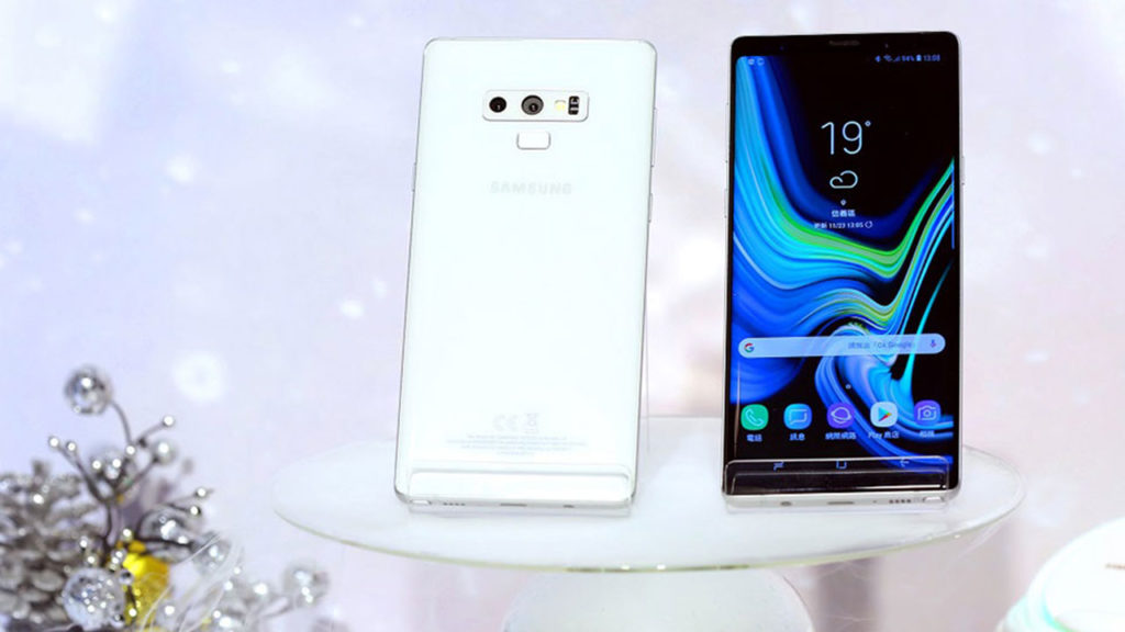 Trên tay Galaxy Note 9 màu trắng đẹp nhẹ nhàng, giá ngót 1000 USD