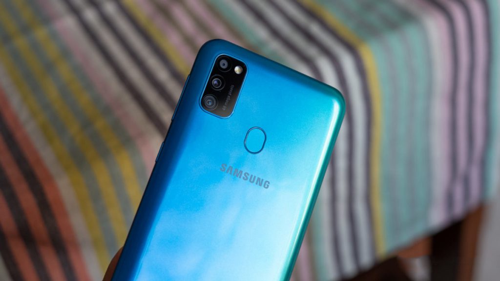 Đánh giá Galaxy M30s: Ngoại hình mới lạ, hiệu năng mạnh mẽ - Tin tức ...