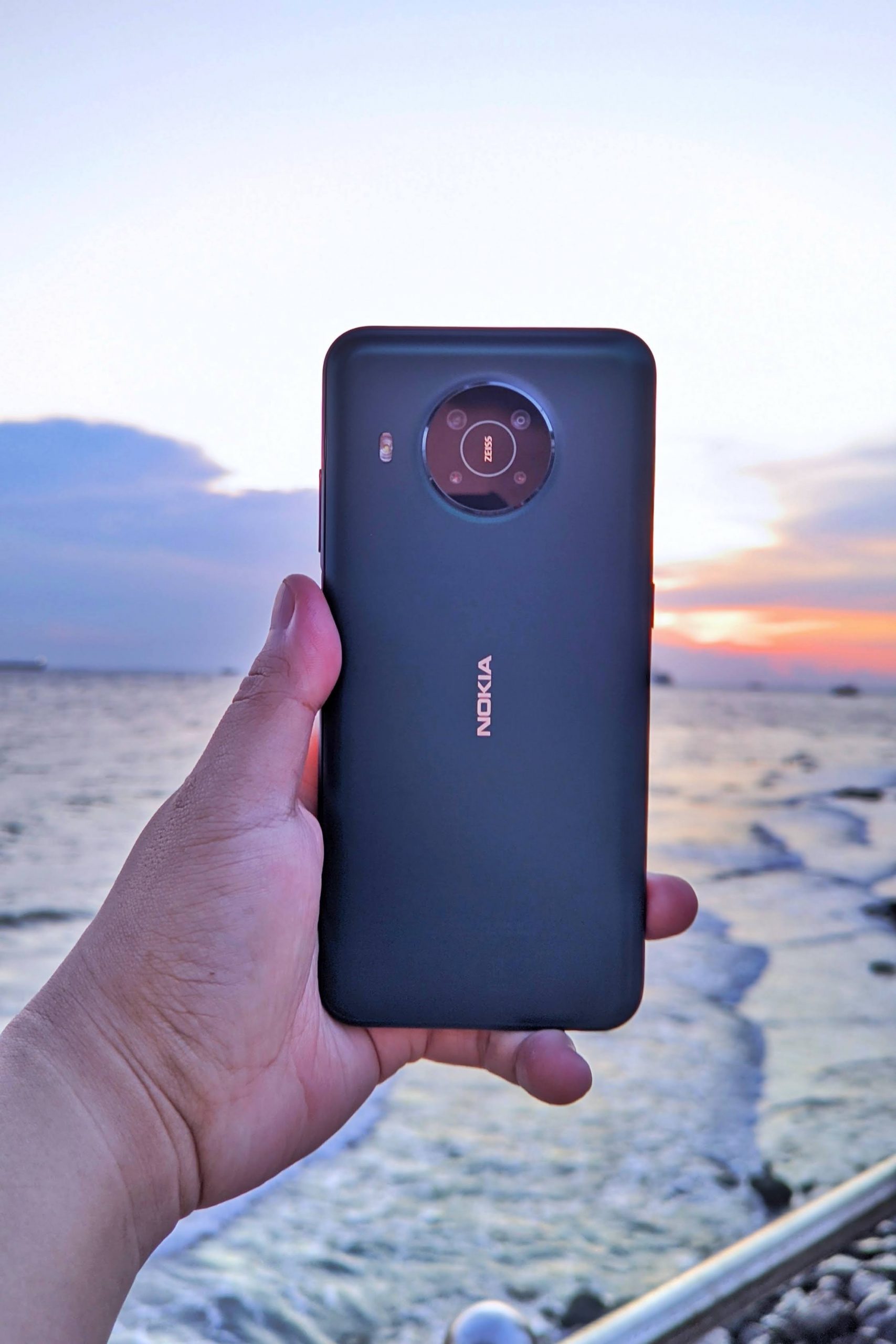 Những khách hàng đầu tiên trải nghiệm smartphone Nokia X10 nói gì về ...