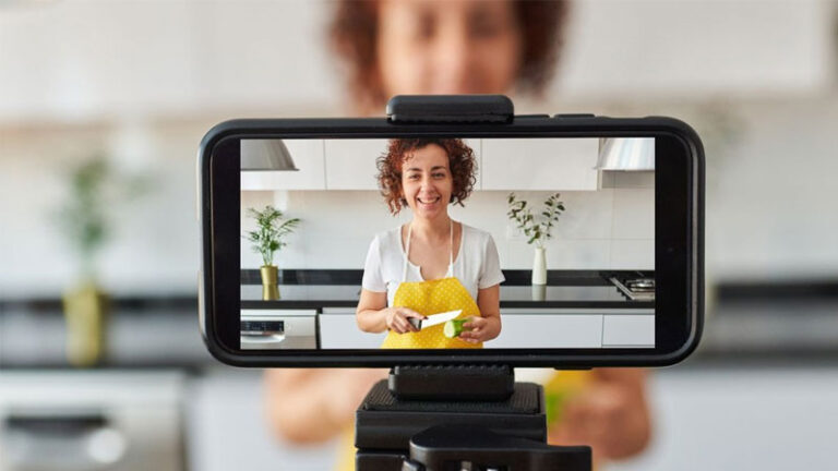 Vlog là gì? Tất tần tật những thông tin về Vlog cần nắm rõ
