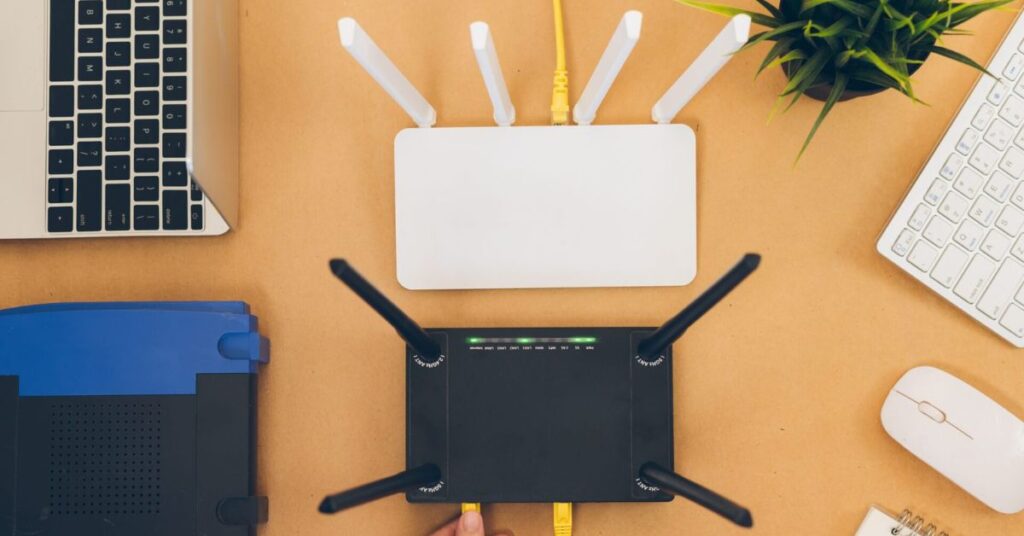 Modem Wifi và Router Wifi: Nên mua thiết bị mạng nào?