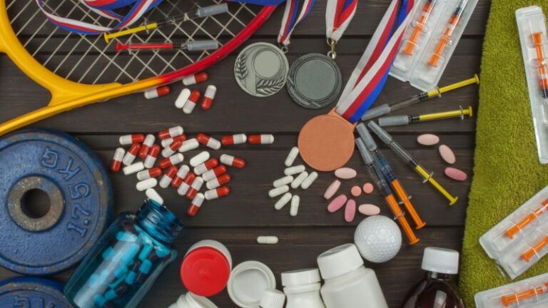 Doping là gì? Chất cấm doping, tác hại và lý do bị cấm trong thể thao ...