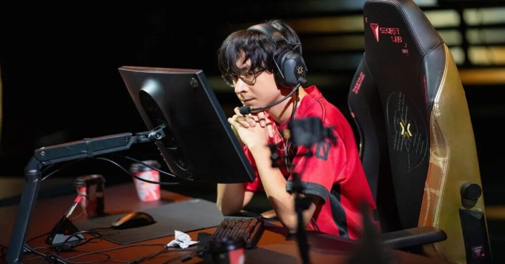 Tenz Setting VALORANT & CS2 (2025): Full Crosshair, Cấu Hình PC & Gear