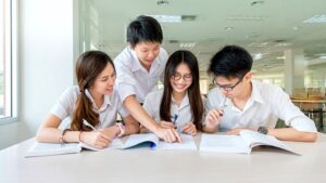 Hình ảnh học tập chăm chỉ chất lượng cao