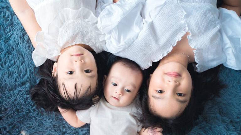 1001+ Ảnh Em Bé Dễ Thương, Cute Đáng Yêu Nhất 2025 - Tải Miễn Phí HD
