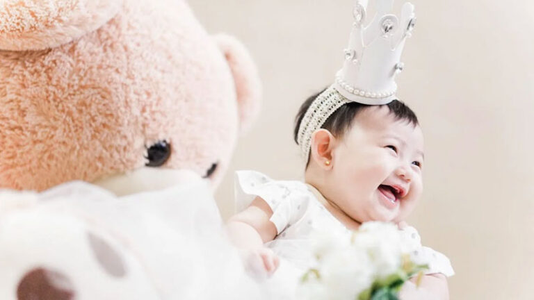 1001+ Ảnh Em Bé Dễ Thương, Cute Đáng Yêu Nhất 2025 - Tải Miễn Phí HD