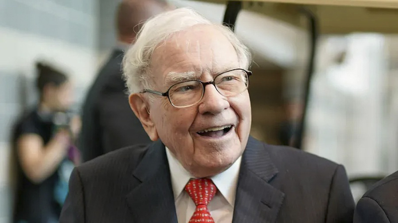 Warren Buffett bất ngờ tuyên bố nghỉ hưu
