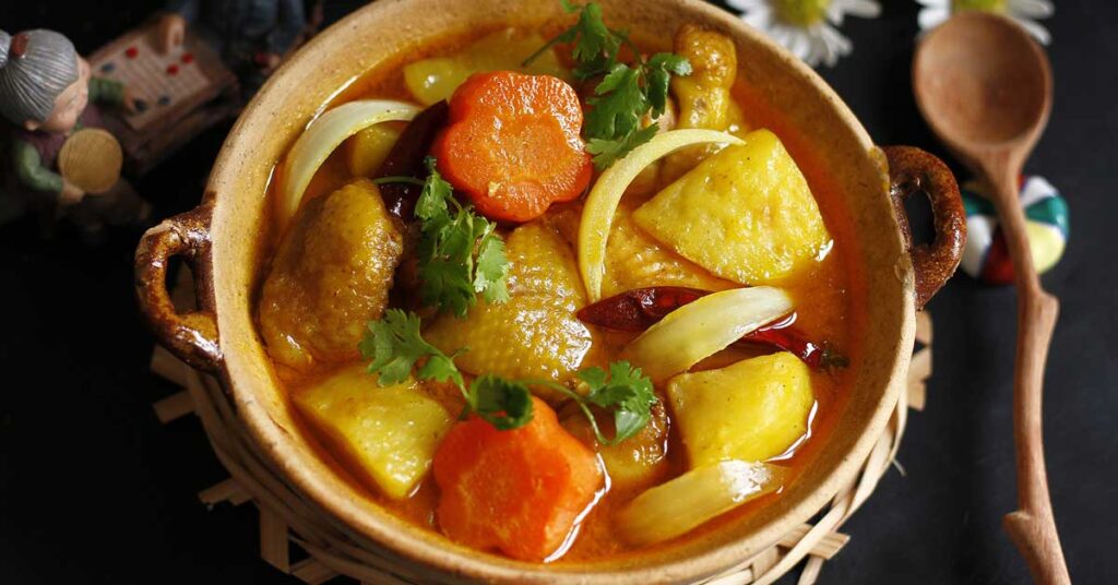 Cách nấu cari gà thơm béo, ăn cùng cơm hay bánh mì đều ngon