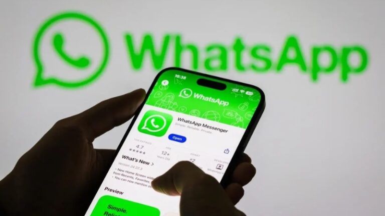 WhatsApp là gì? Mọi điều cần biết: Tính năng & So sánh Zalo
