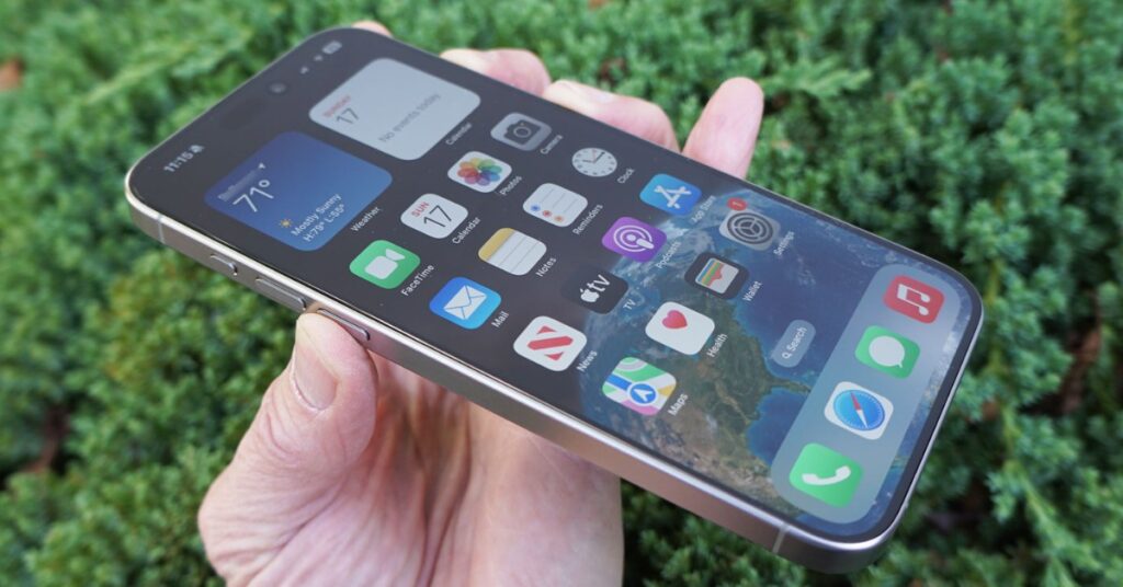 iPhone 15 Pro Max giá bao nhiêu? Cập nhật giá mới nhất hiện nay